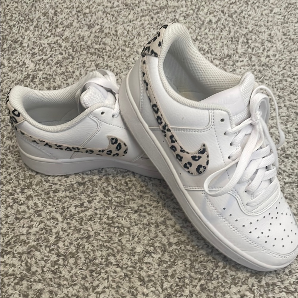 Nike White And Leopard Print Women's Sneakers Size 8 - Gem